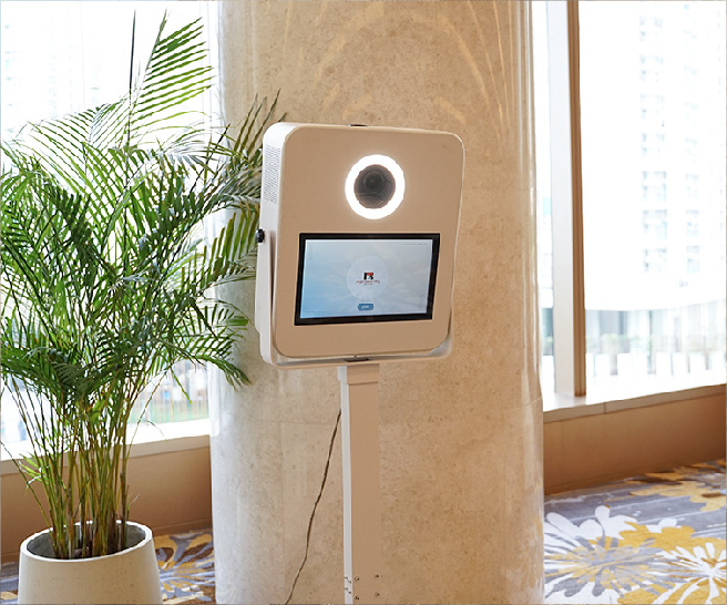 Whatsapp Sticker Photobooth | Photobooth Hong Kong | Elevate your brand ...